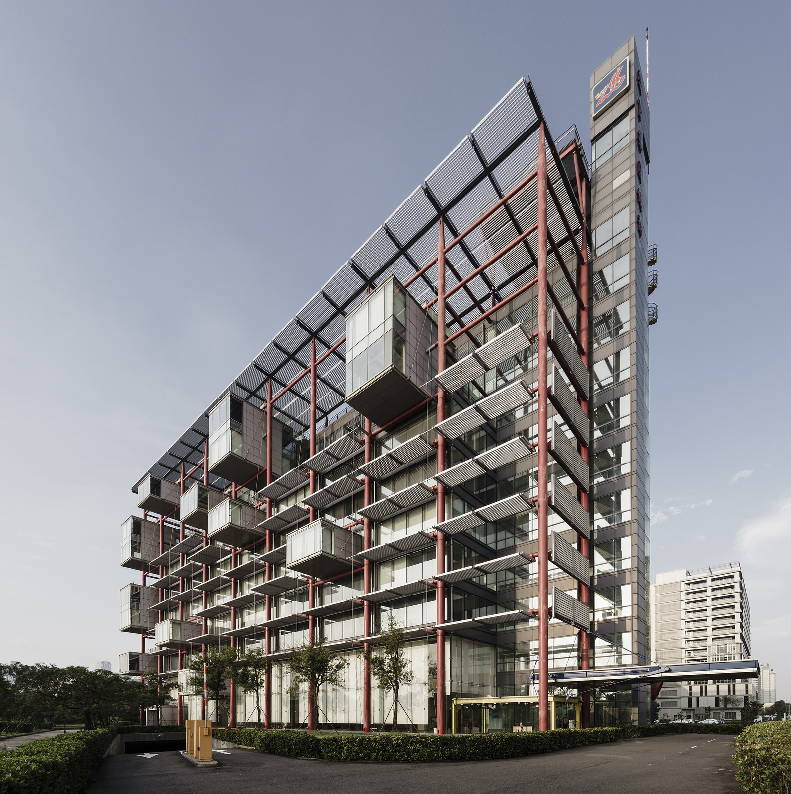 Ching Fu Group Headquarters｜慶富集團營運總部大樓