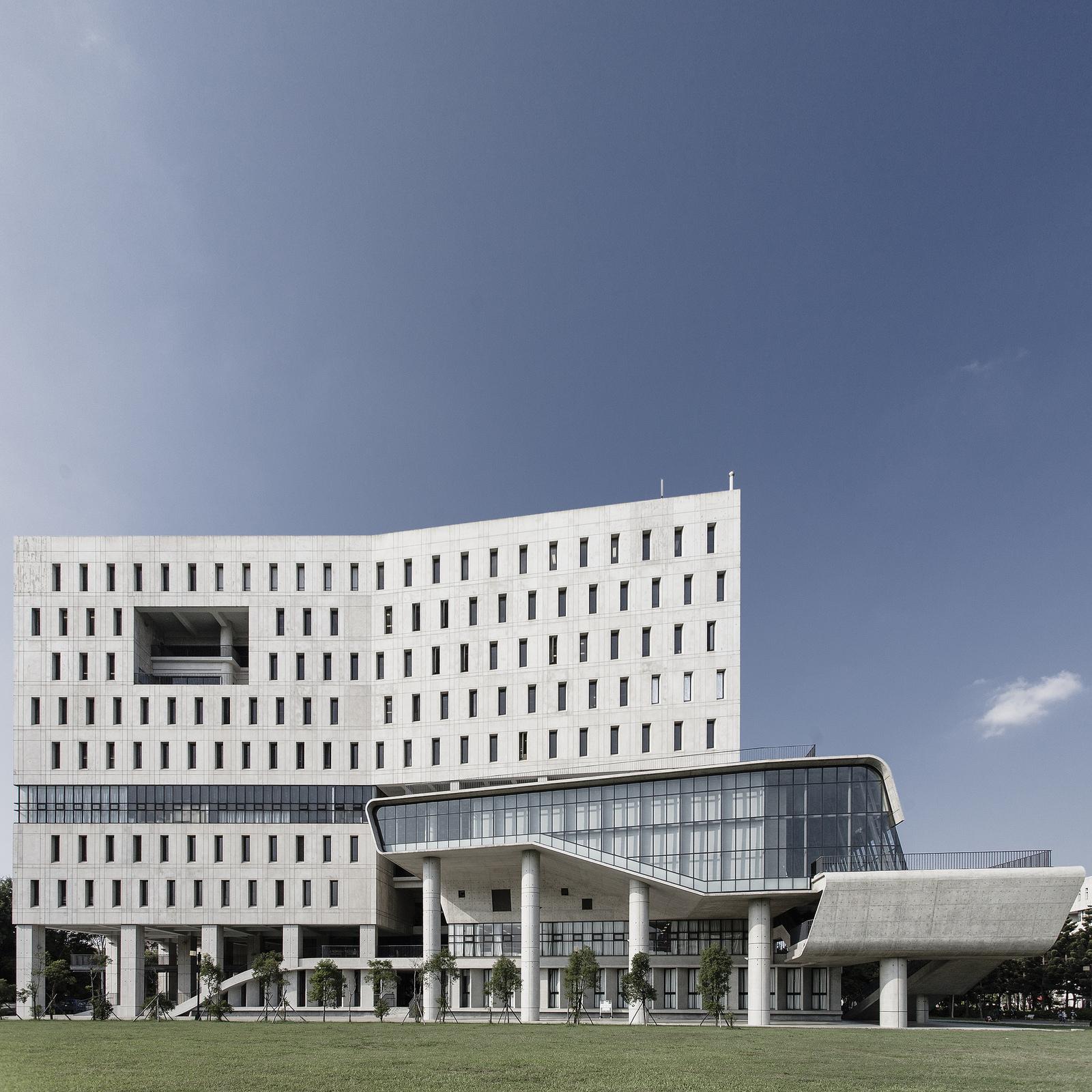 Far Eastern Telecom Building｜遠東有庠通訊大樓